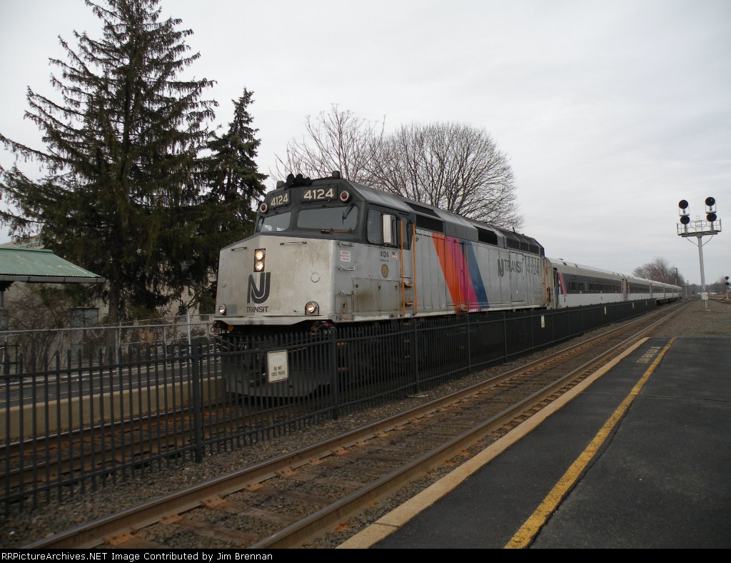 NJT F40PH-2CAT 4124